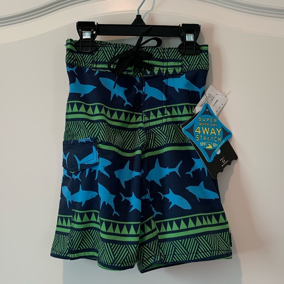 Coral & Reef Surfwear | Swim | Nwt Coral Reef Spf 5 Swim Trunks | Poshmark